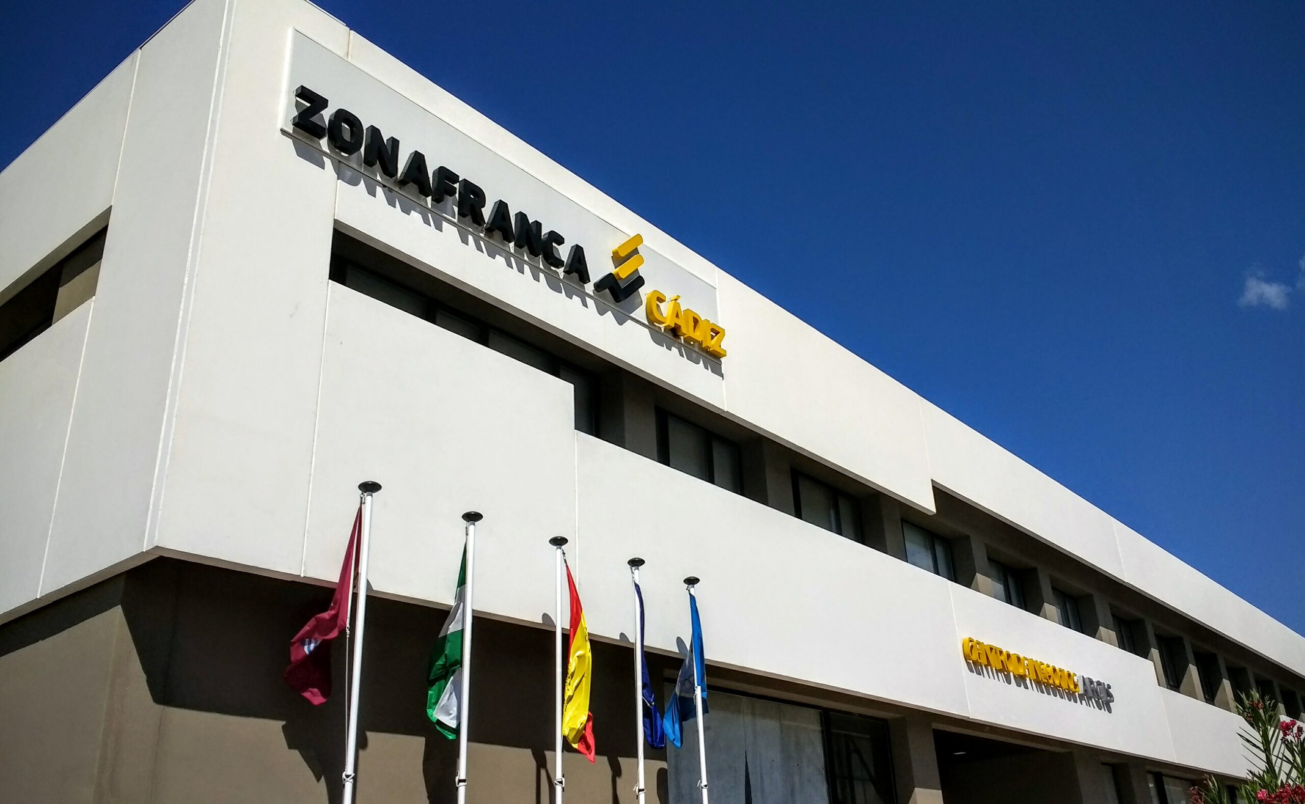 Public lease offer of properties of the Cádiz Free Zone Consortium ...